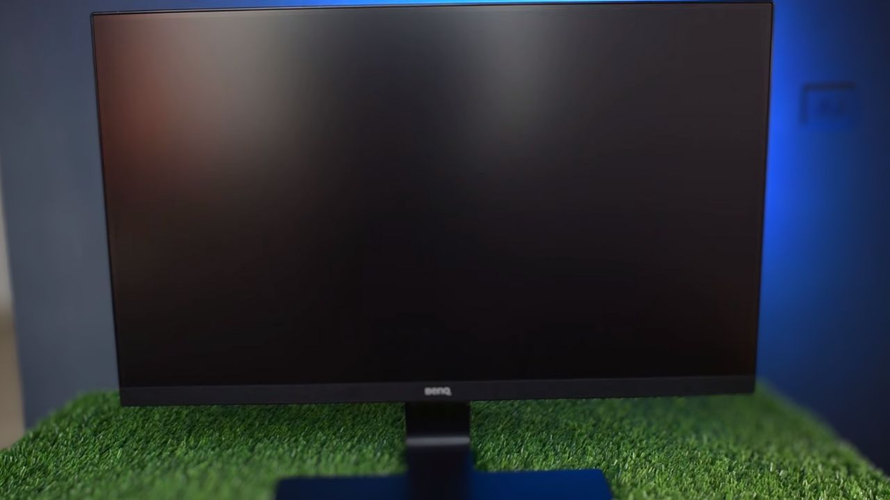 7 Best Computer Monitor for Poor Eyesight in 2025 – Monitors Hype